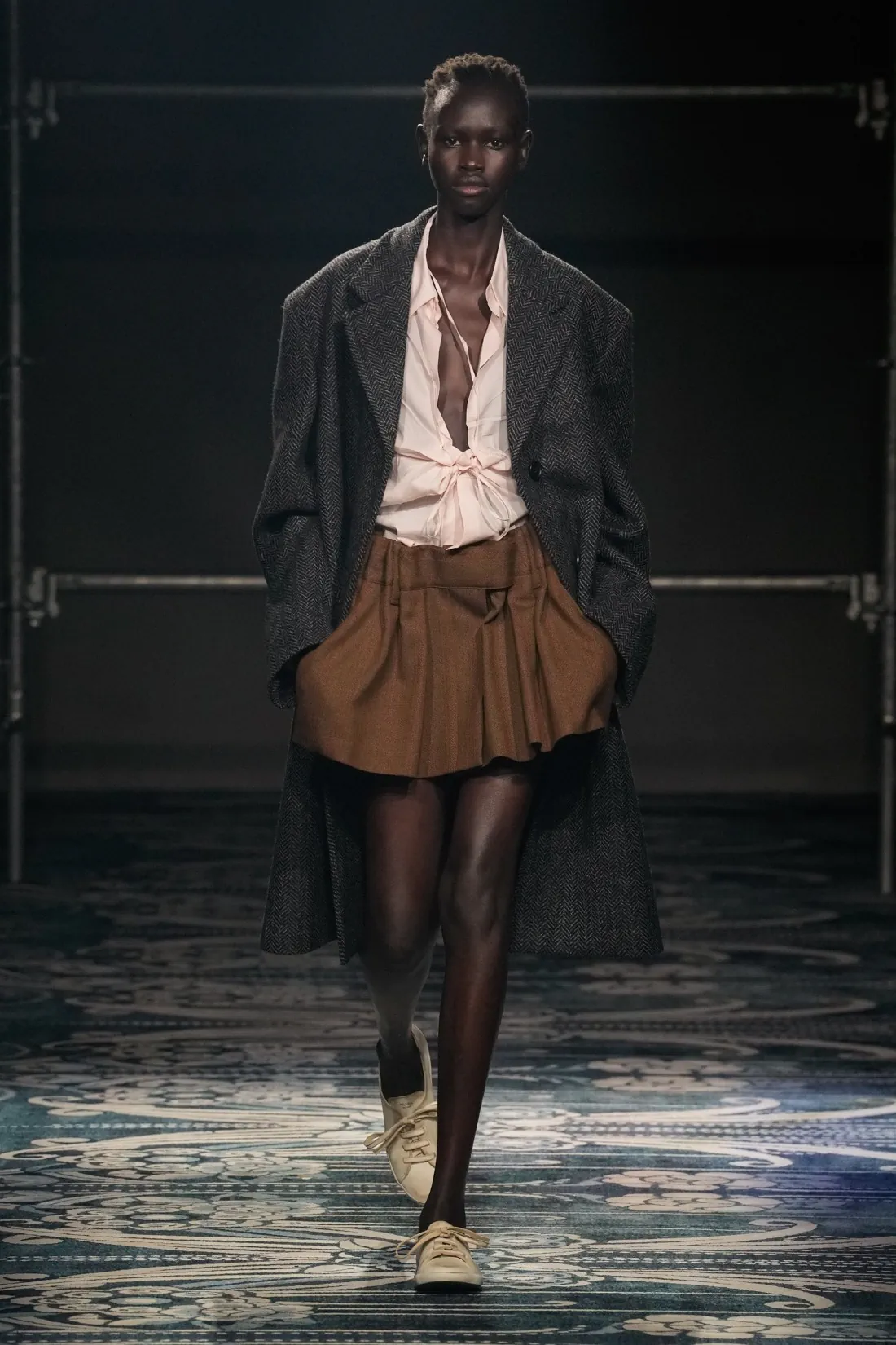 Prada Fall/Winter 2025 - Milan Fashion Week - fashionotography