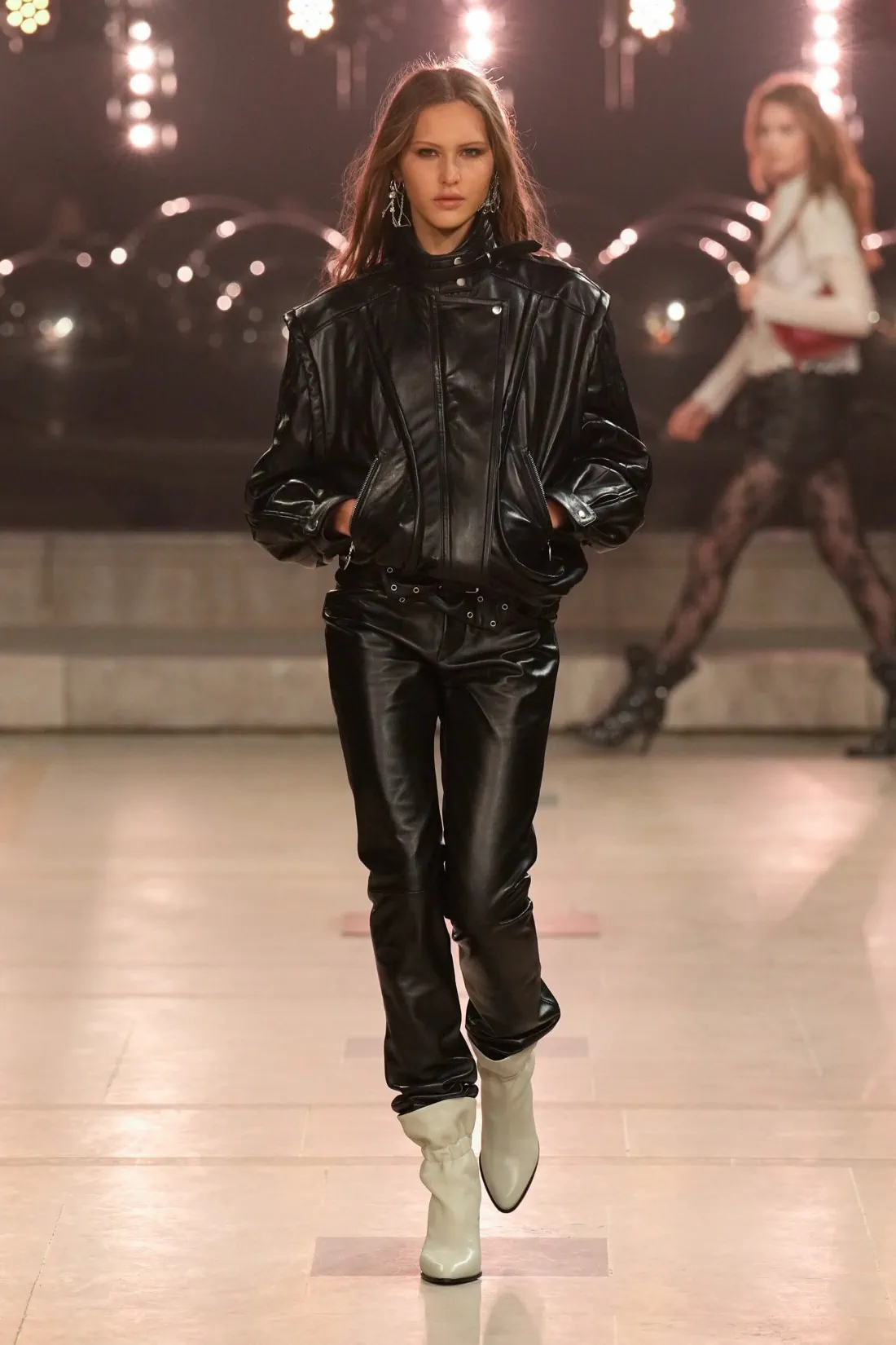 Isabel Marant Fall/Winter 2025 - Paris Fashion Week - fashionotography