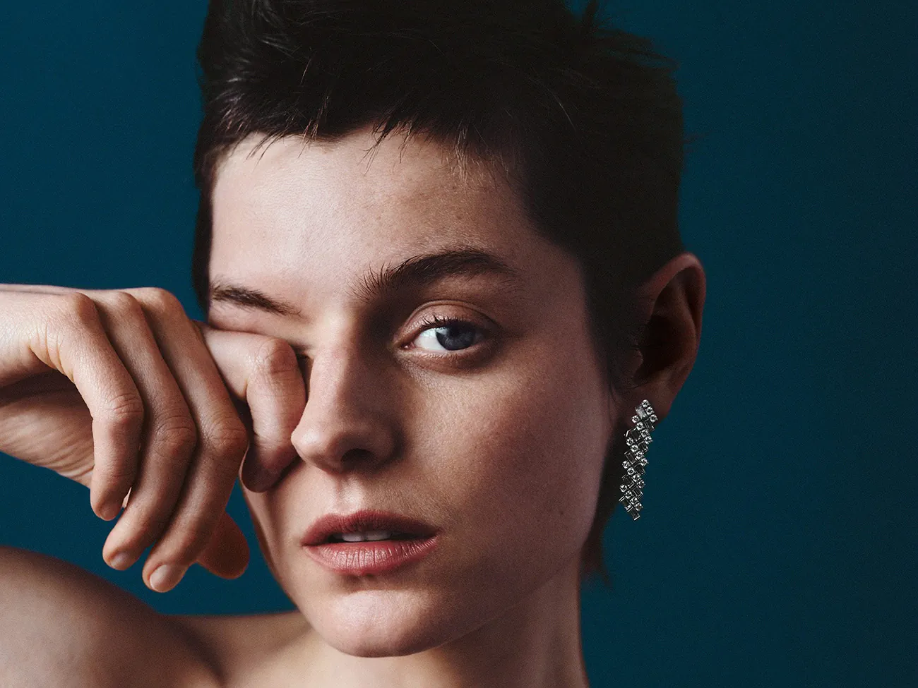 Emma Corrin in Miu Miu and Cartier on Elle UK May 2025 by Yulia ...