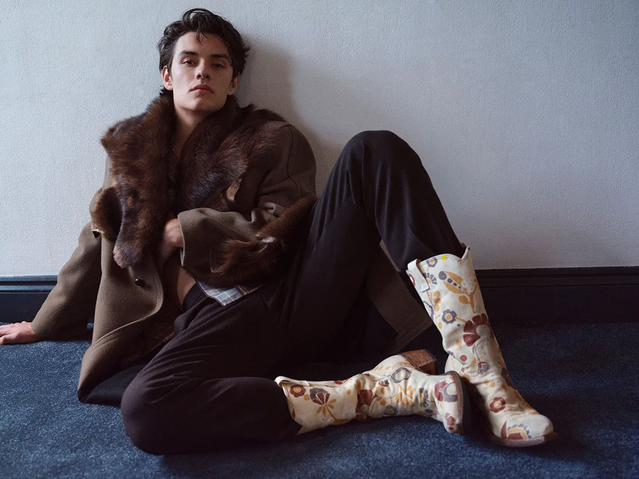 Louis Partridge in Prada on VMan Fall/Winter 2025 by Álvaro Beamud ...